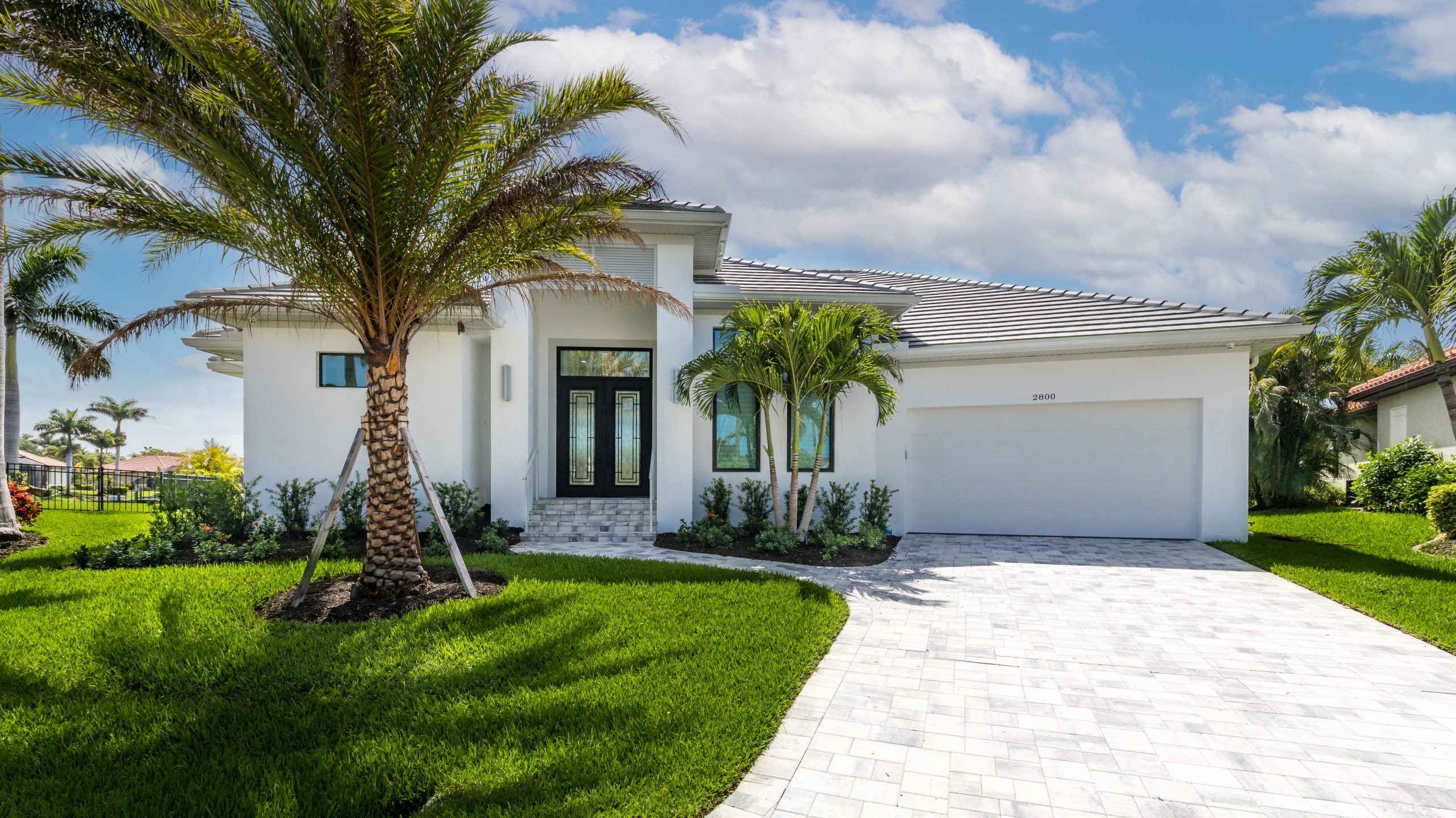 Contemporary Custom Single Story Home - Aubuchon Homes